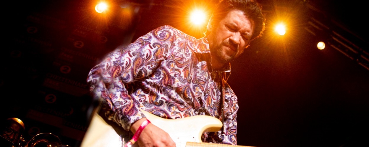 Denny Ilett & The Chris Ingham Trio - The Corn Hall