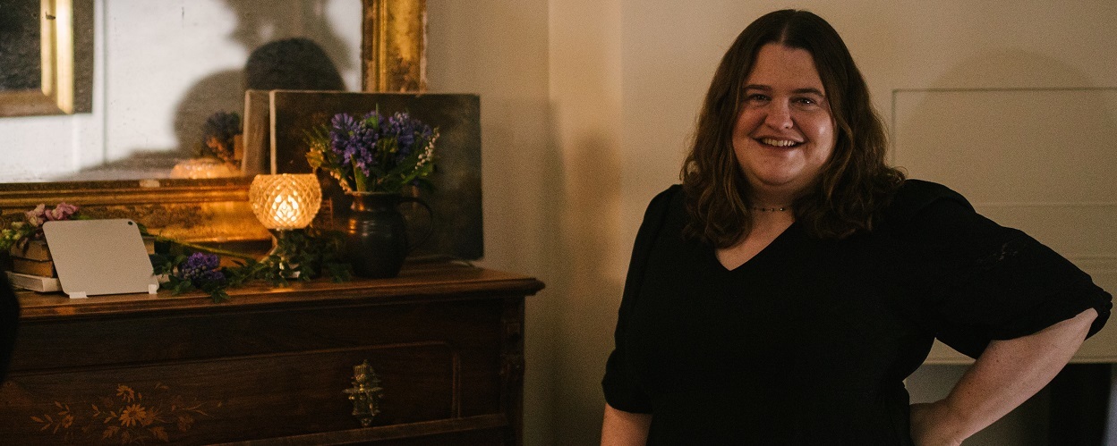 Jackie Oates Trio - The Corn Hall